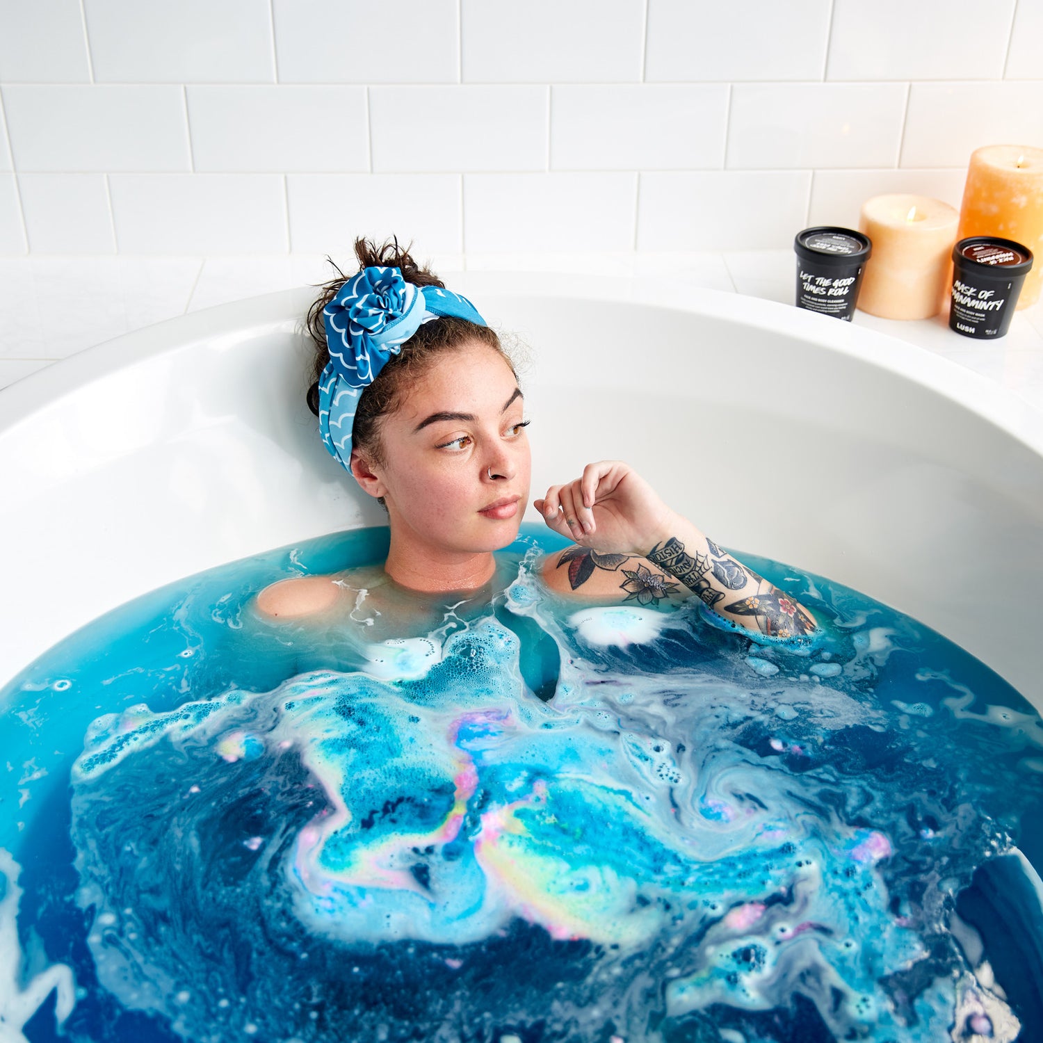 How to use a bath bomb – Lush South Africa