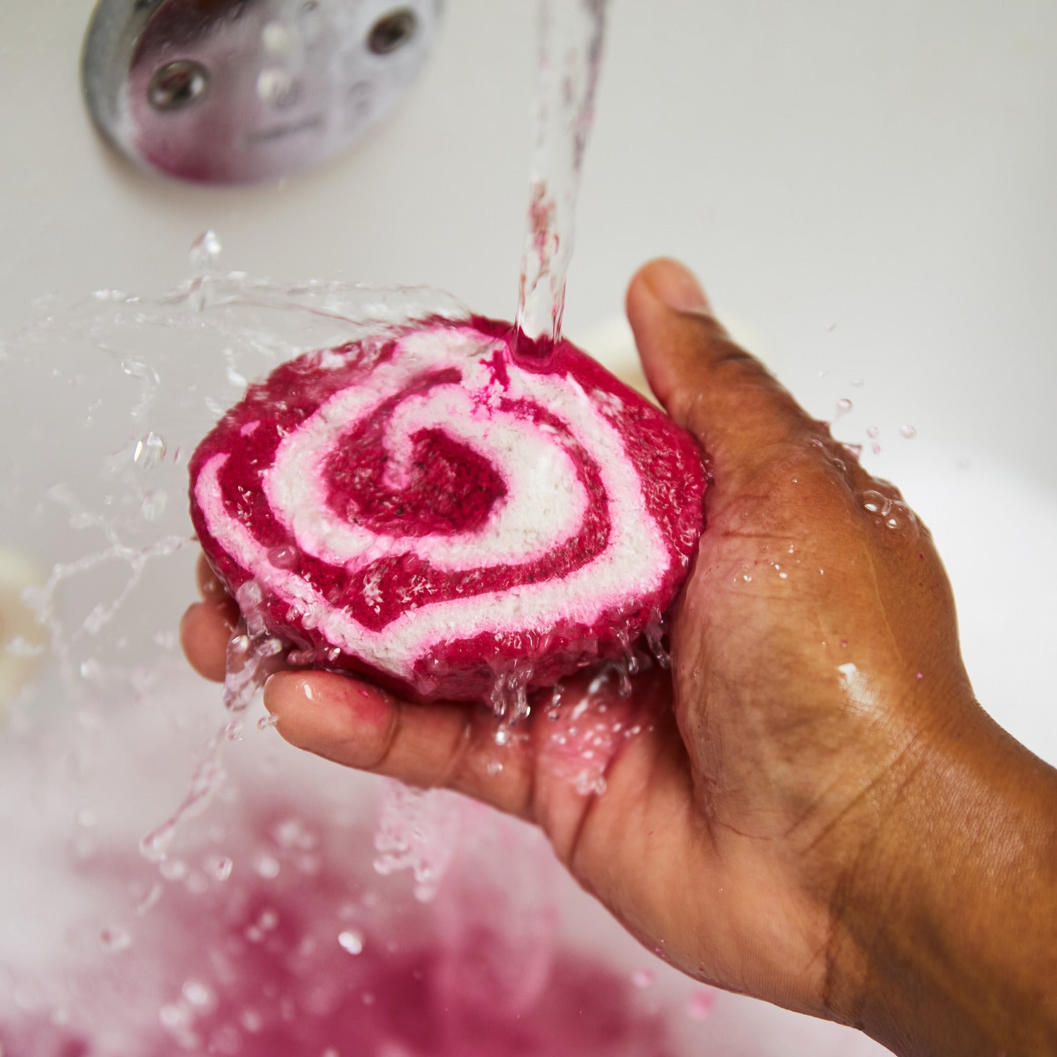How to use a bubble bar – Lush South Africa