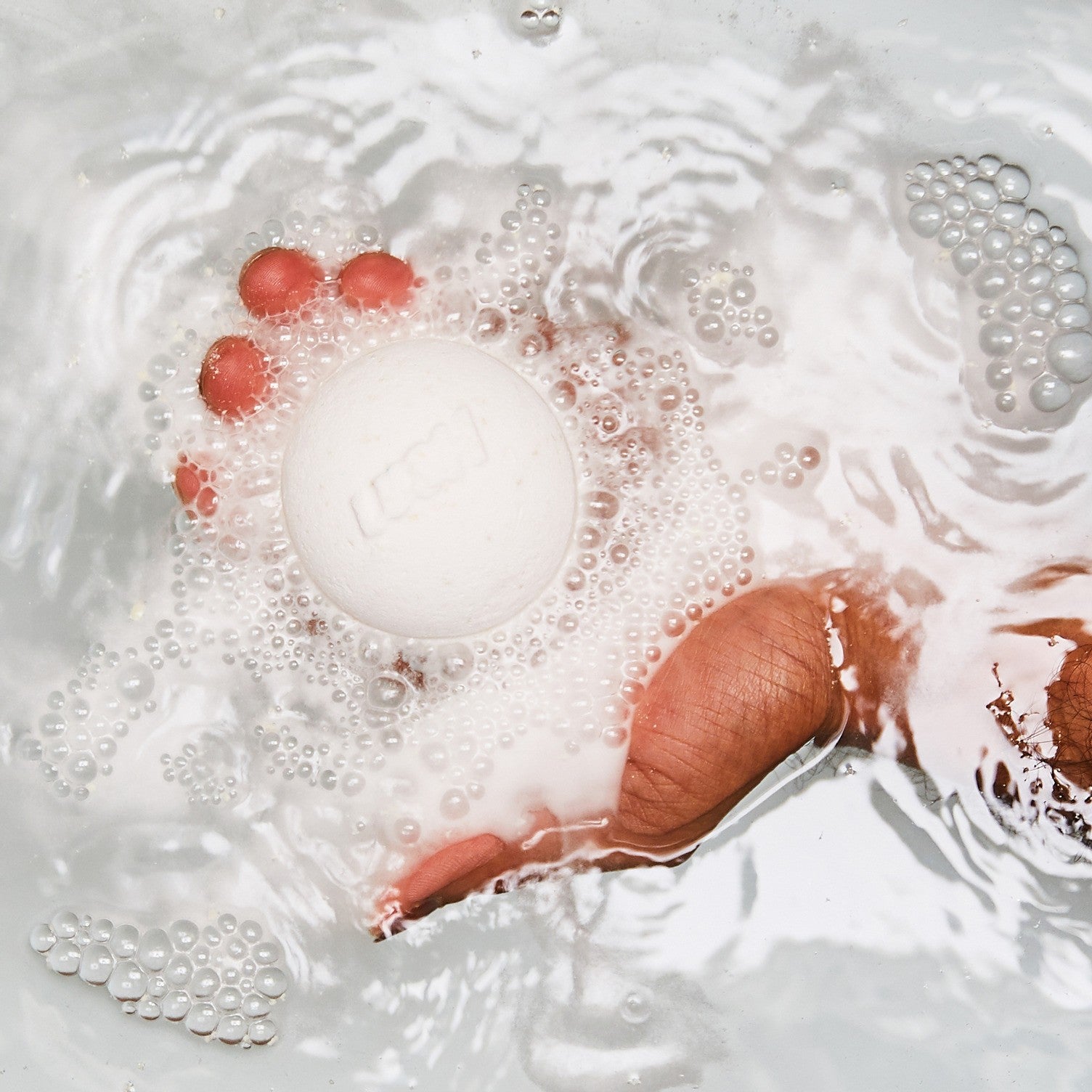Butterball | Bath Bomb for Sensitive Skin – Lush South Africa