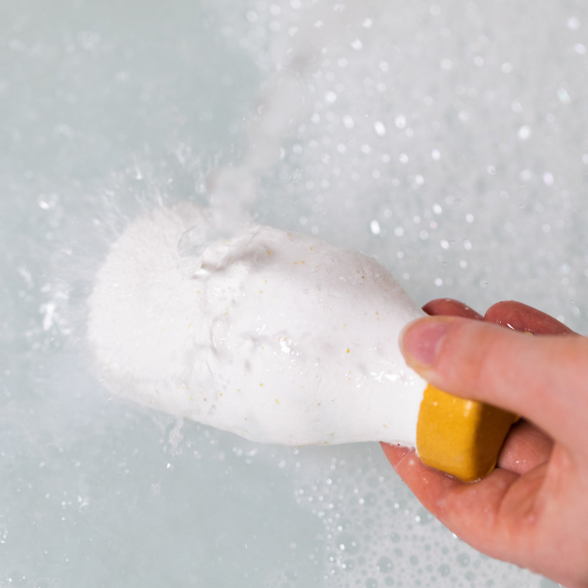 Milky Bath Reusable Bubble Bar – Lush South Africa