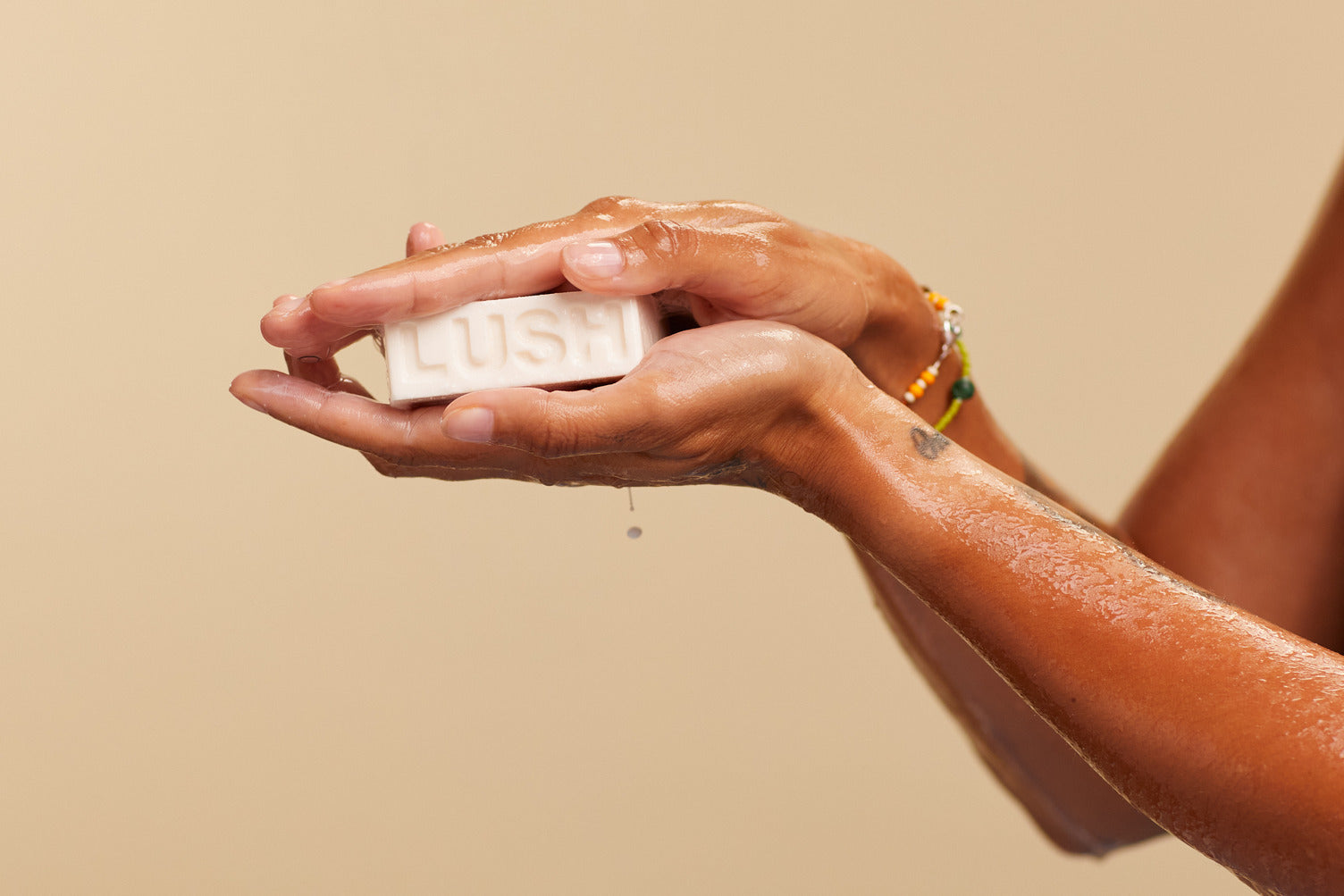 How to use a shampoo bar – Lush South Africa